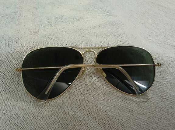 แว่นตานายพลแมคอาร์เธอร์ B&L RAY-BAN AVIATOR MacArthur USA - Truck2Hand.com