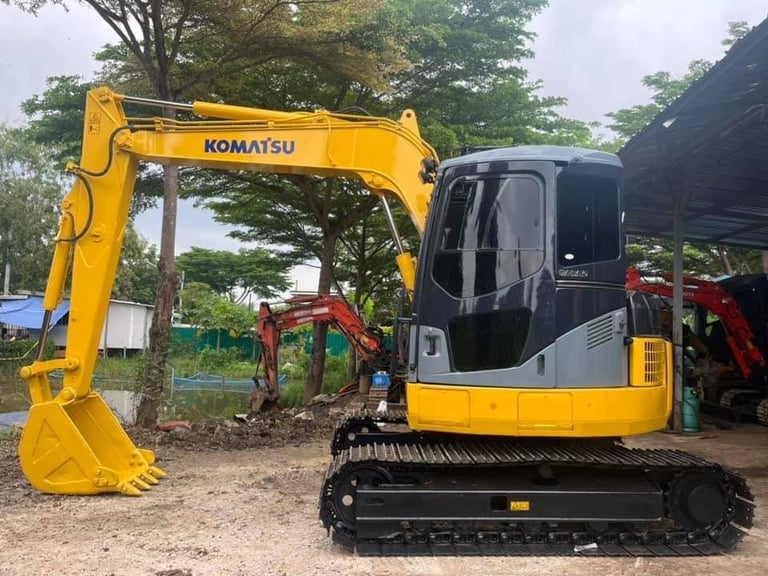 รถแบคโฮ KOMATSU - Truck2Hand.com