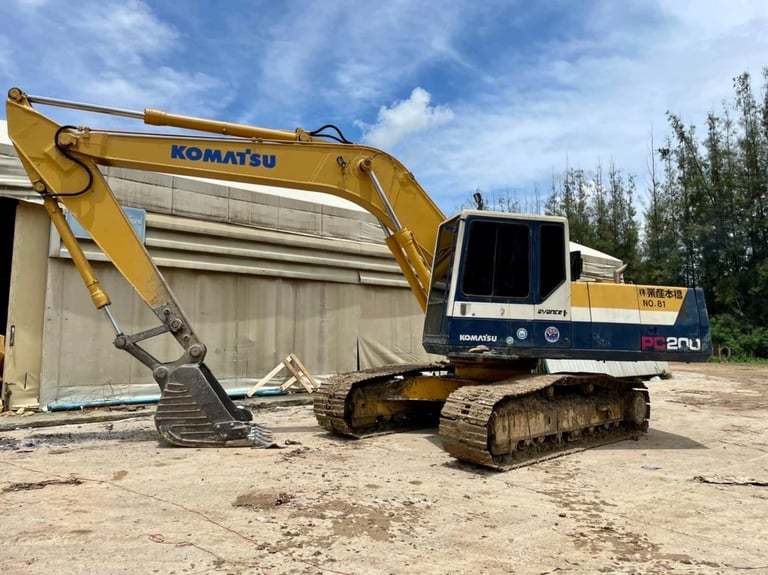 ขายค่ะ Komatsu PC200-5 สภาพสวยพร้อมใช้ - Truck2Hand.com