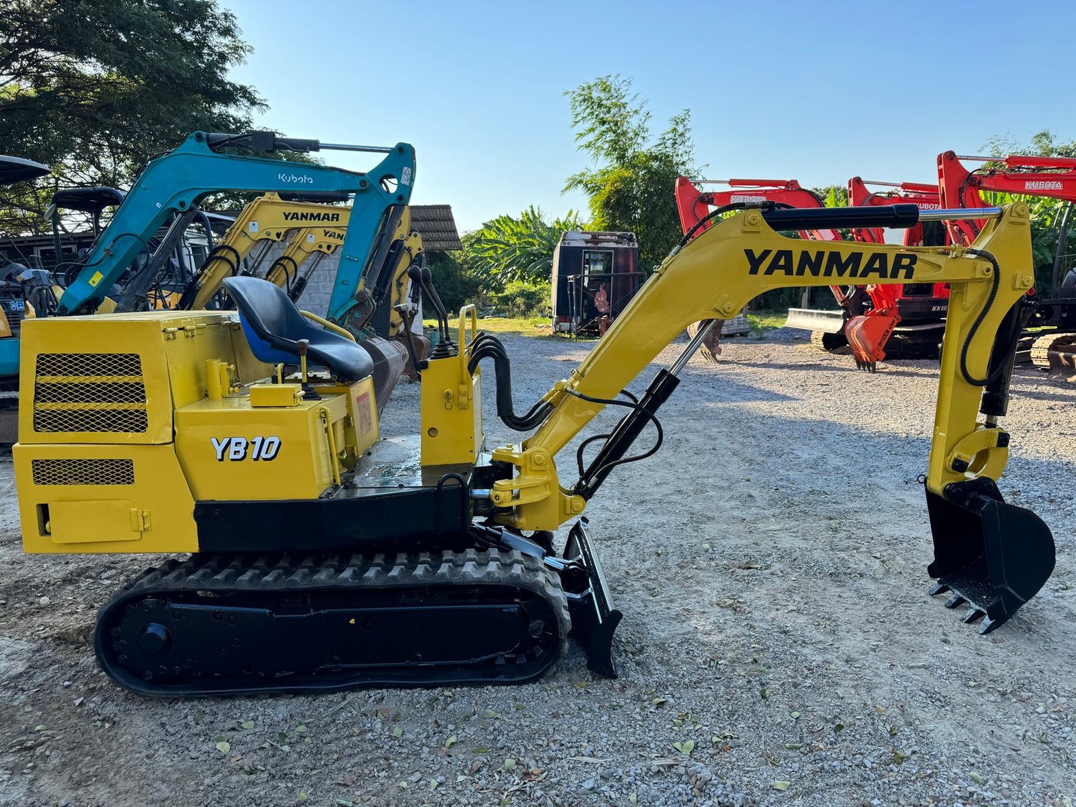 Yanmar yb10 ขึ้นรถกระบะได้ - Truck2Hand.com