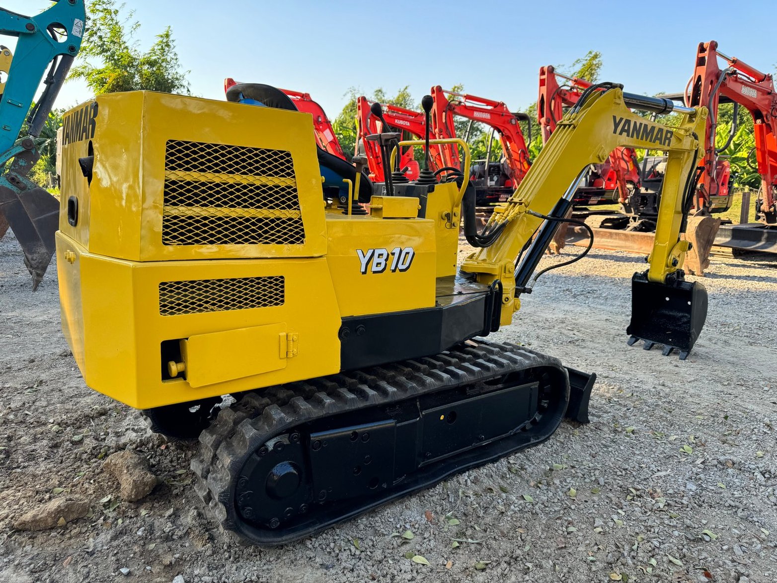 Yanmar yb10 ขึ้นรถกระบะได้ - Truck2Hand.com