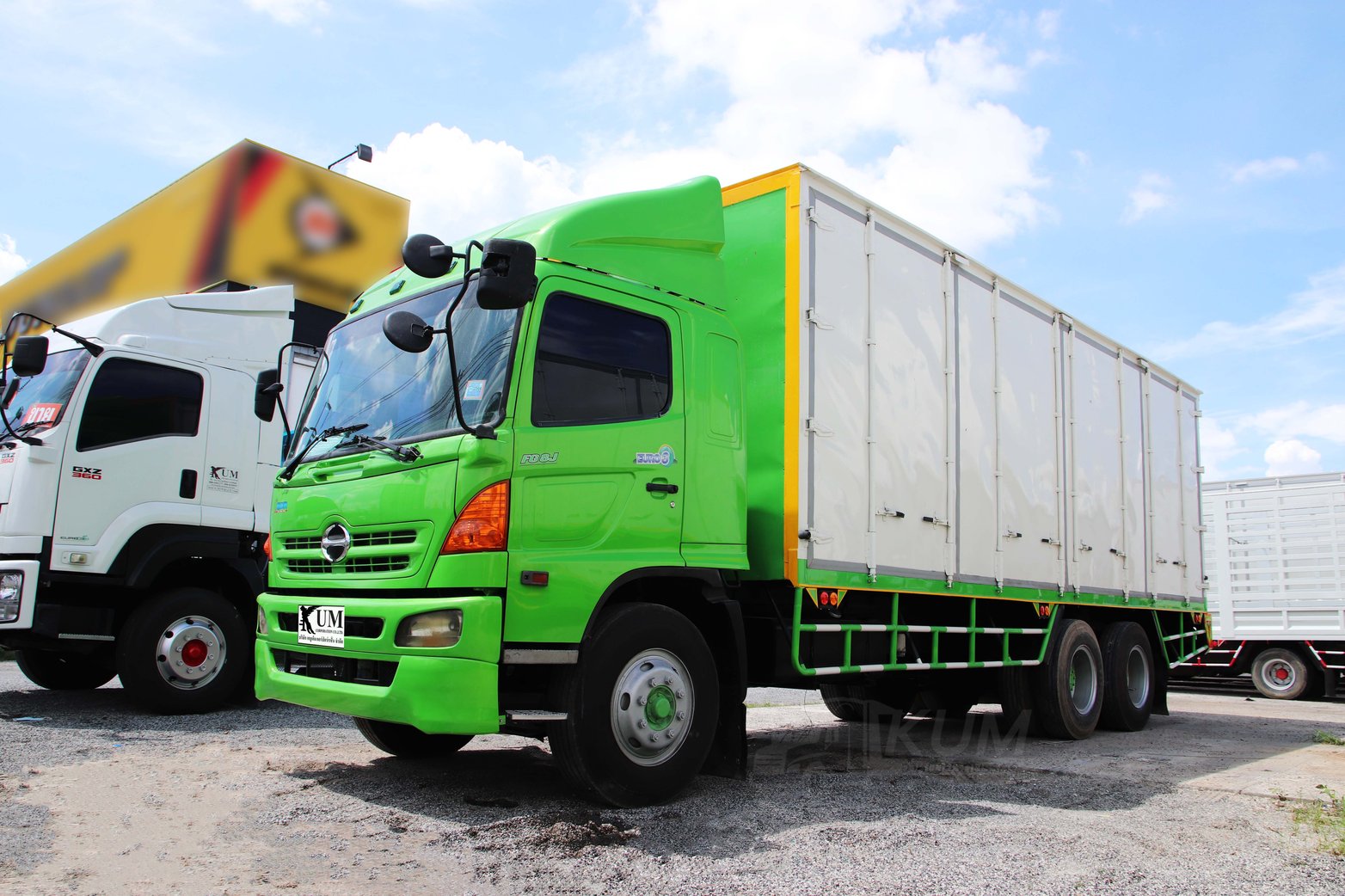 สิบล้อตู้สิบบาน HINO MEGA FL 212 แรงม้า ปี - Truck2Hand.com