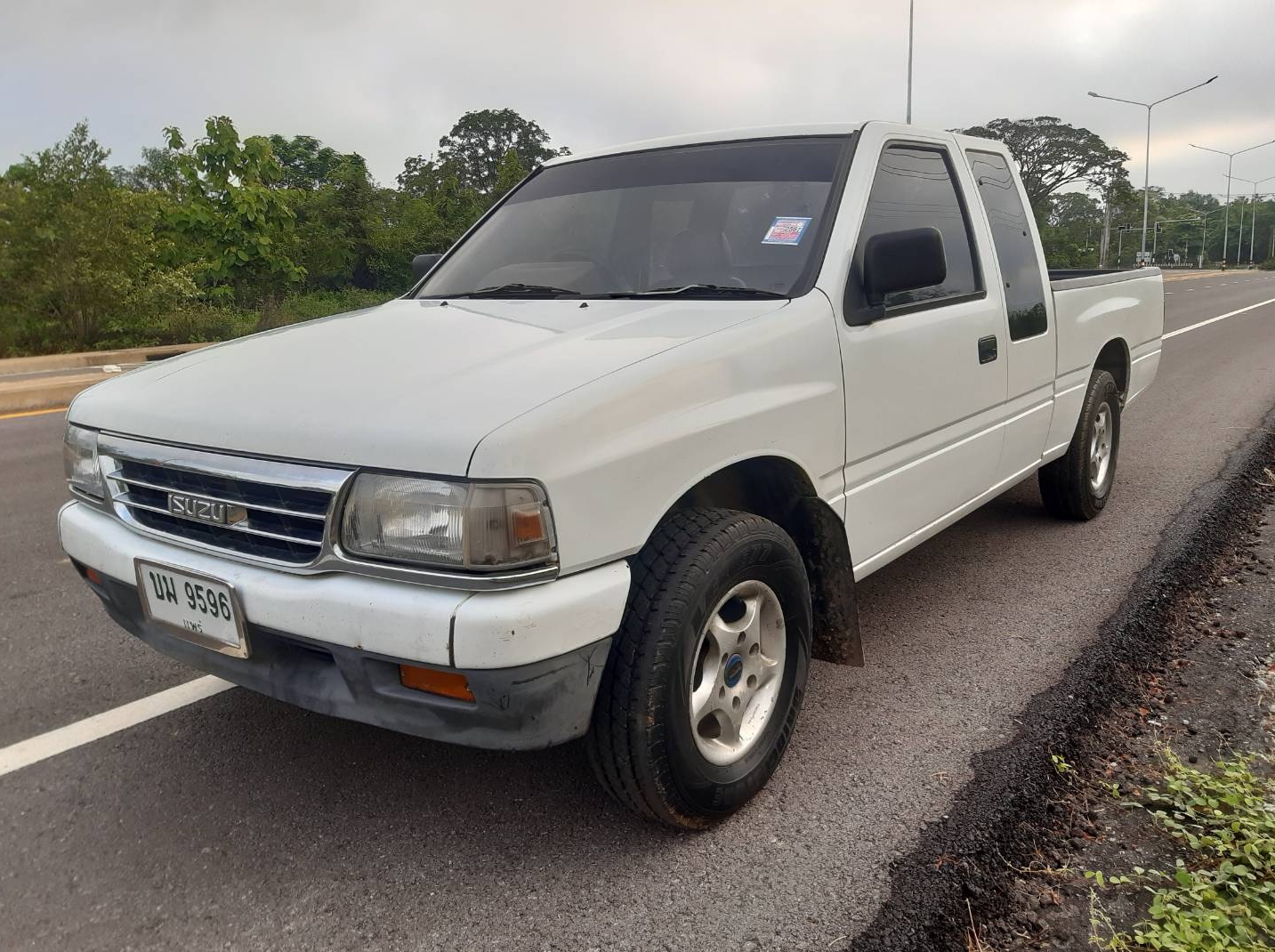 ขาย ISUZU TFR 2.5 SL หน้าย้อย ปี 95 หรือปี - Truck2Hand.com