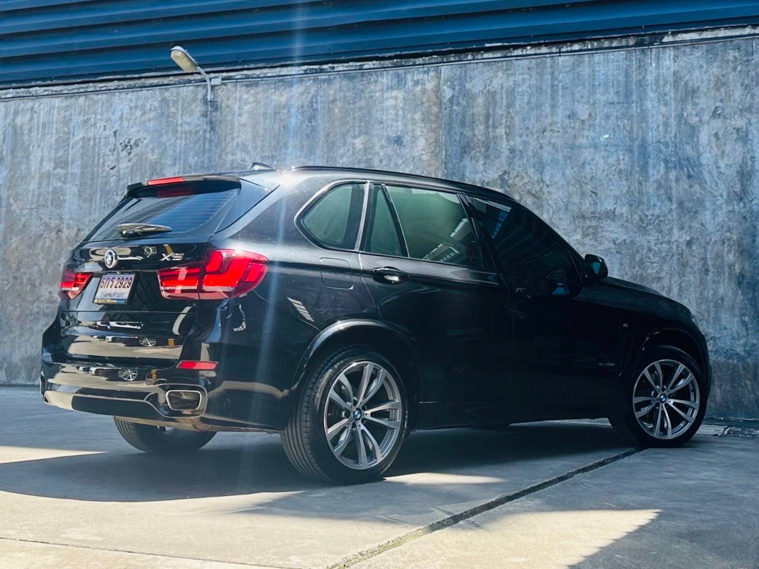 2015 แท้ BMW X5, xDrive30d โฉม F15 - Truck2Hand.com