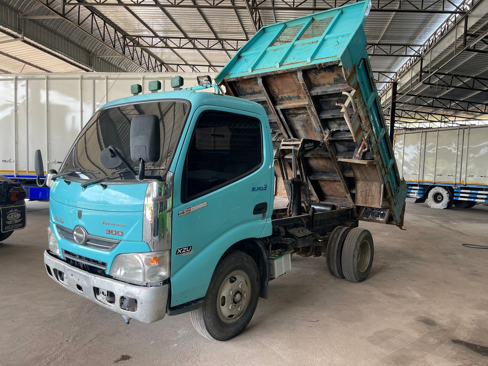 ขายรถหกล้อดั้มพ์ ปี 61 เครื่อง 150 แรง ดั้ม - Truck2Hand.com