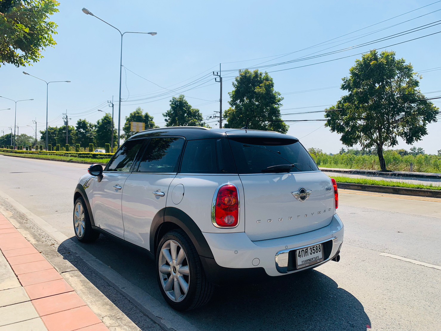 MINI COUPE 1.6 COUNTRYMAN HIGHTRI LOOK2 R60 - Truck2Hand.com