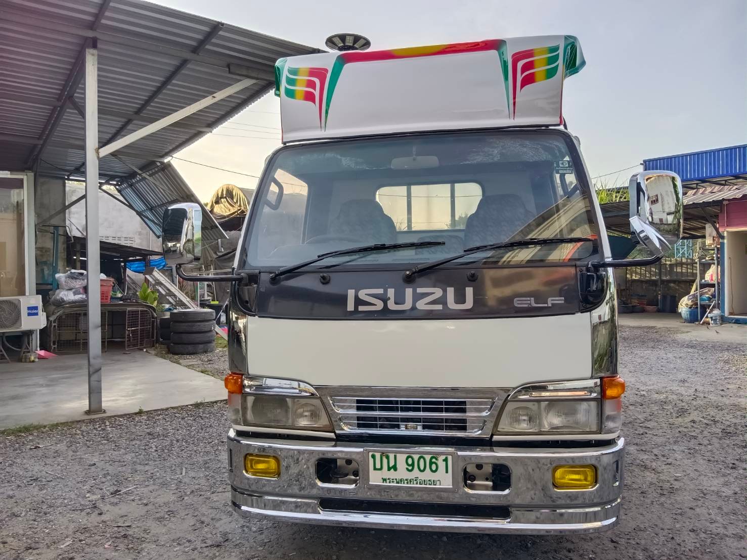 ISUZU NKR ปี 2009 ดาวน์ 19000 พร้อมออกรถ+ฟร - Truck2Hand.com