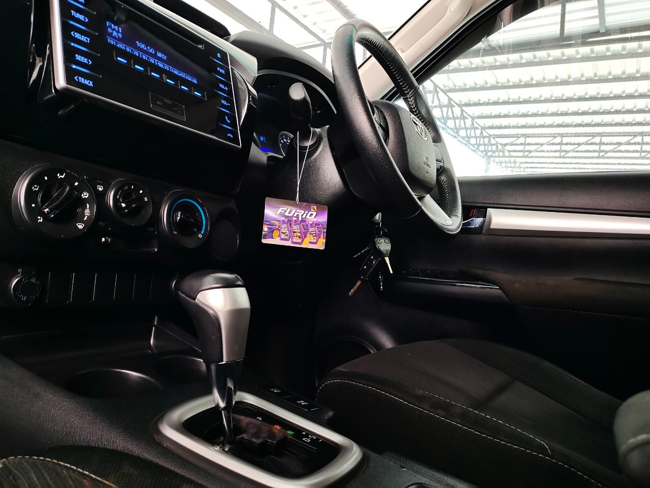 toyota hilux revo double cab 2.4 e prerunne - Truck2Hand.com