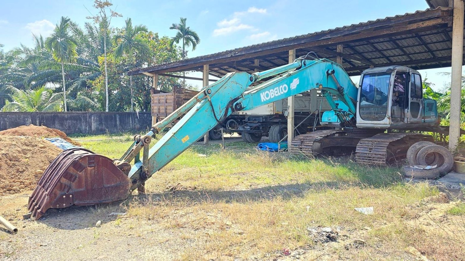 ขายรถแบคโฮ KOBELCO SK200 YN10 เล่มพร้อม สนใ - Truck2Hand.com