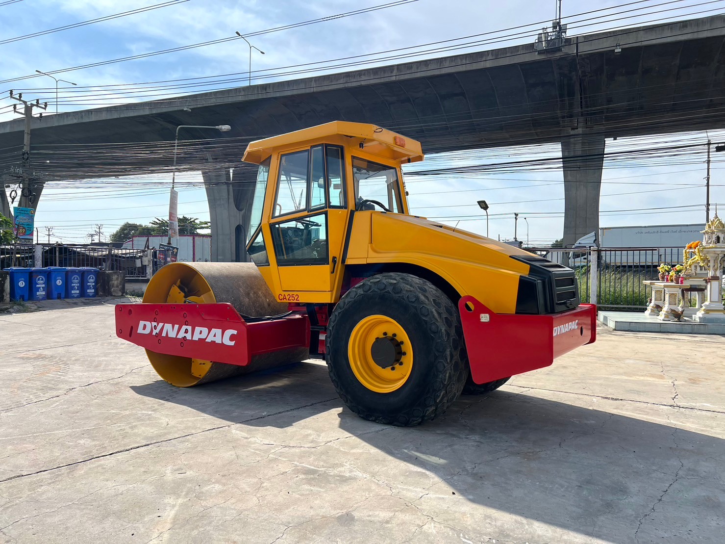 รถบดสั่นสะเทือน Dynapac CA252D y2003 Drum D - Truck2Hand.com