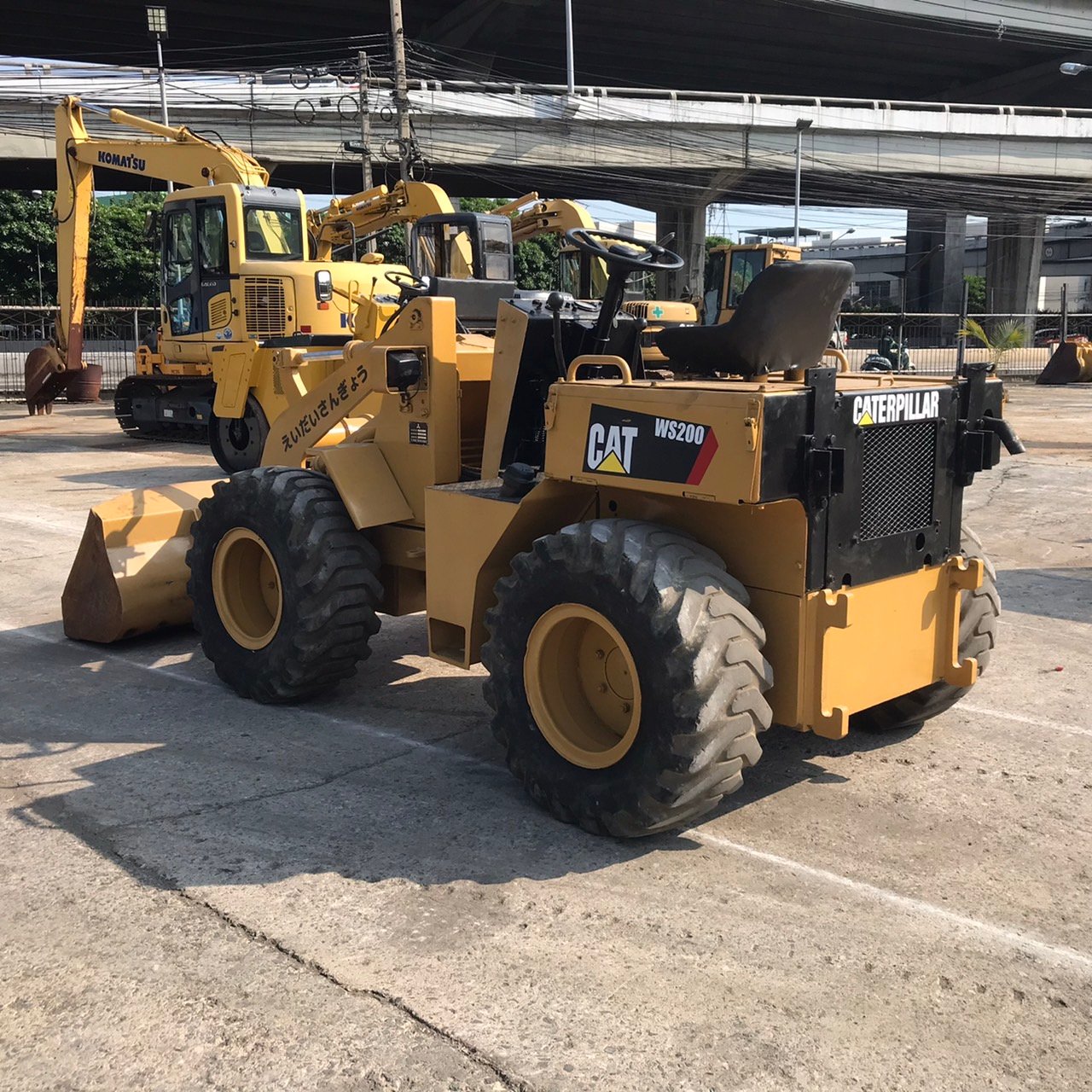 CAT WS200 นำเข้าจากญี่ปุ่น สภาพพร้อมใช้งาน - Truck2Hand.com