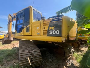 รถขุด Komatsu PC200-8M0 ปี 19 ชั่วโมงน้อย ส - Truck2Hand.com