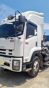 หัวลาก6ล้อ GVR 300ปี56ขาย2คันไม่แยก - Truck2Hand.com