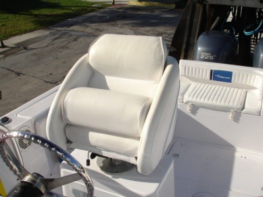 ขายเรือตกปลา Pro-Line 27 Express Walkaround - Truck2Hand.com