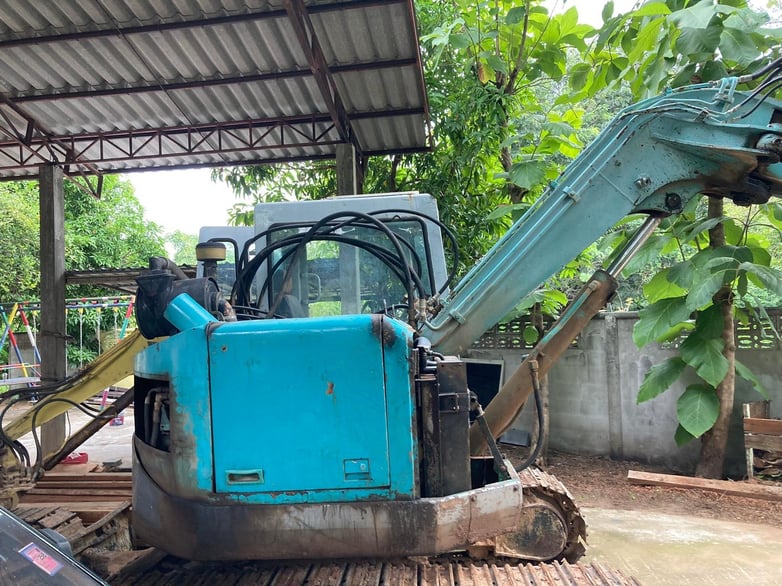 Hanix SB800 - Truck2Hand.com