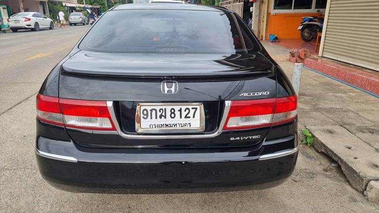 รถเก๋ง Honda Accord 2.4 i.VTECH ปี2003 เกีย - Truck2Hand.com