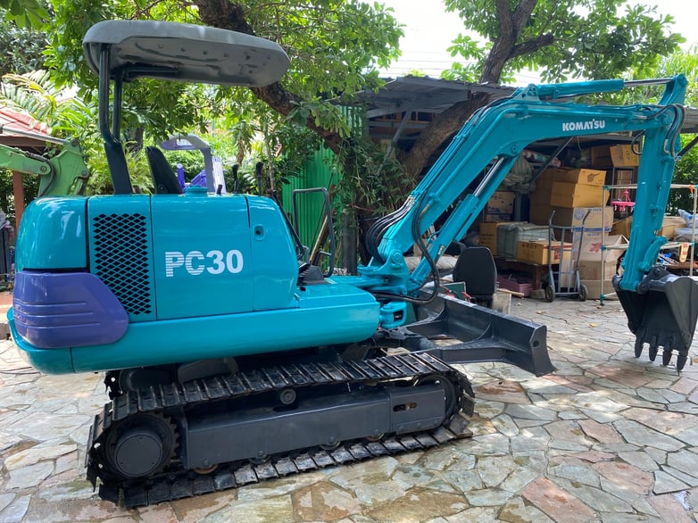 Komatsu PC30-7 - Truck2Hand.com