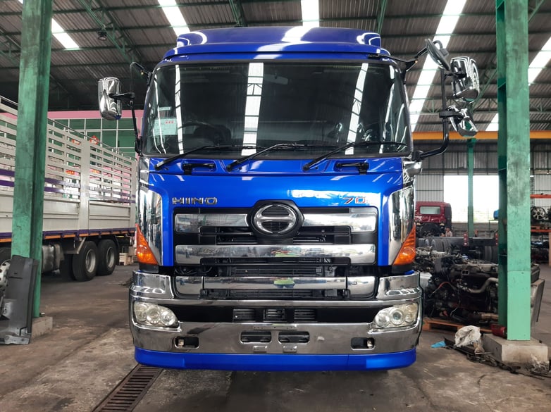 ขายรถหัวลาก HINO S700 10 ล้อ 2 เพลา เครื่อง - Truck2Hand.com