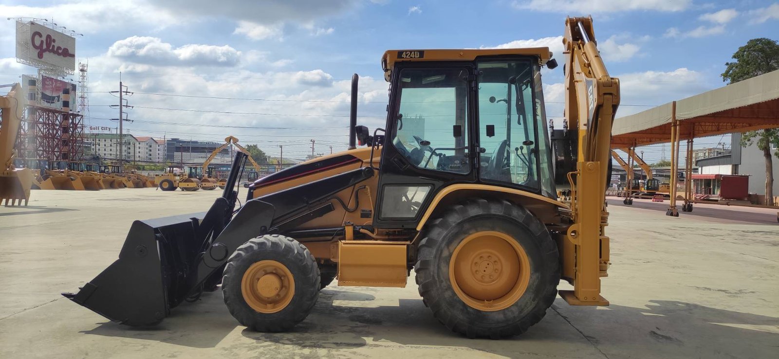 รถตักหน้าขุดหลัง CAT 424D มือสอง สนใจติดต่อ - Truck2Hand.com