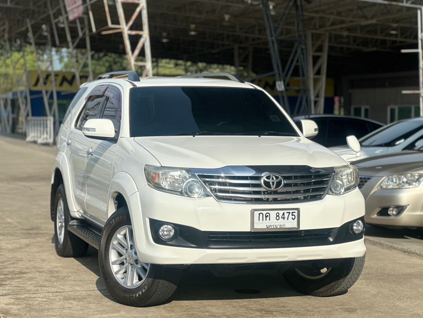 Fortuner 2.7V มือเดียว เบนซิน+CNG ใช้งานได้ - Truck2Hand.com