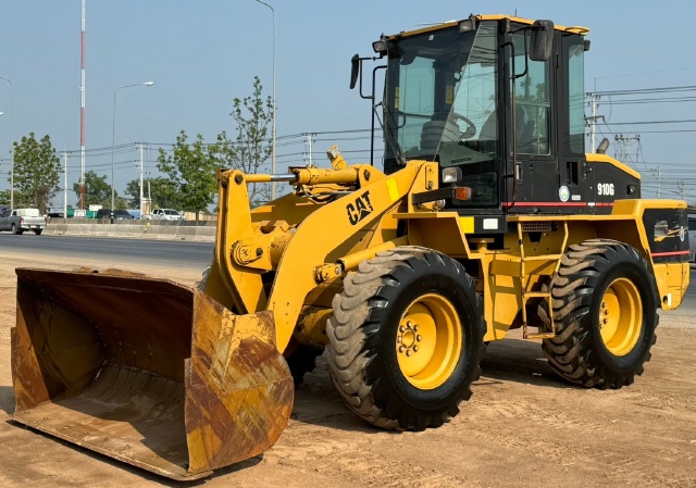 ขายรถตักล้อยาง CAT 910G นำเข้าจากญี่ปุ่น พร - Truck2Hand.com