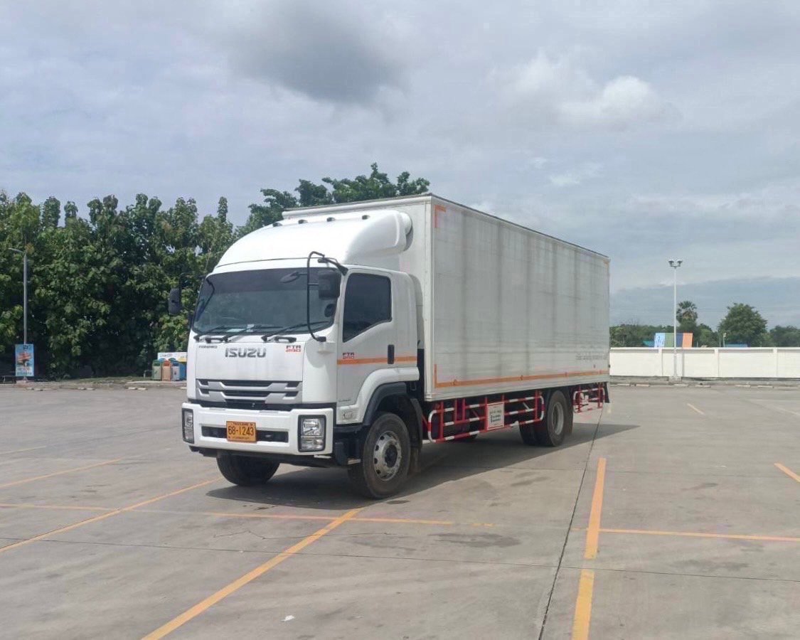NEW FTR 240 คลัซซี MT ตู้แห้ง 2 บาน พร้อมลิ - Truck2Hand.com