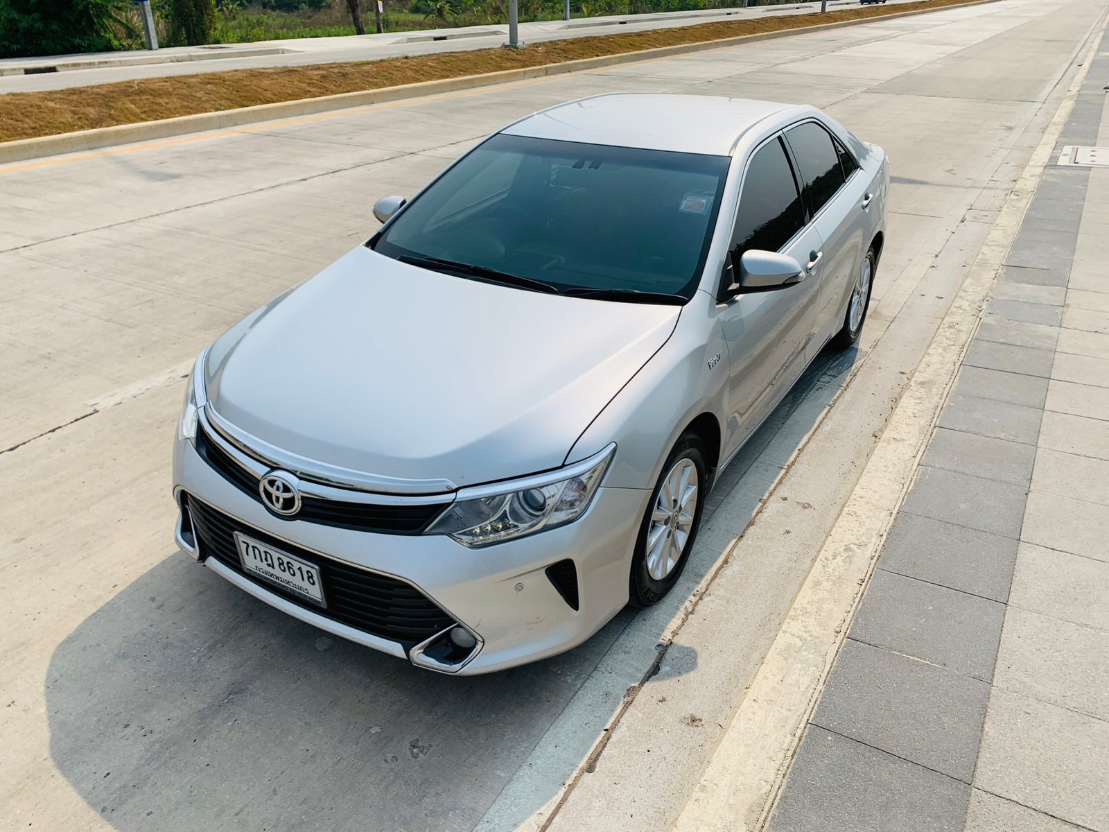 TOYOTA CAMRY 2.0 G D4S MINORCHANGE AT 2018 - Truck2Hand.com