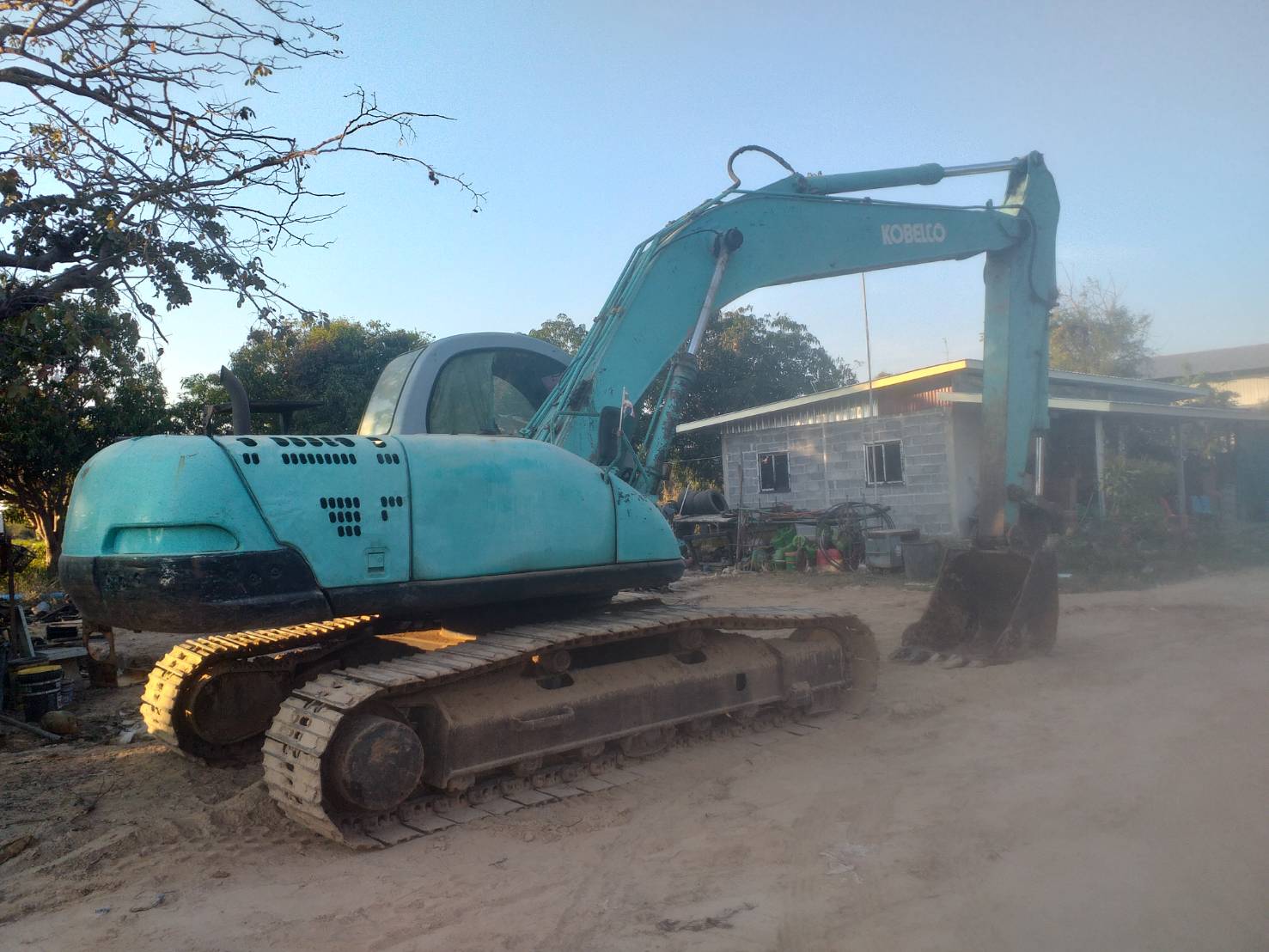 ขายรถแบคโฮ kobelco SK 200-5 super - Truck2Hand.com